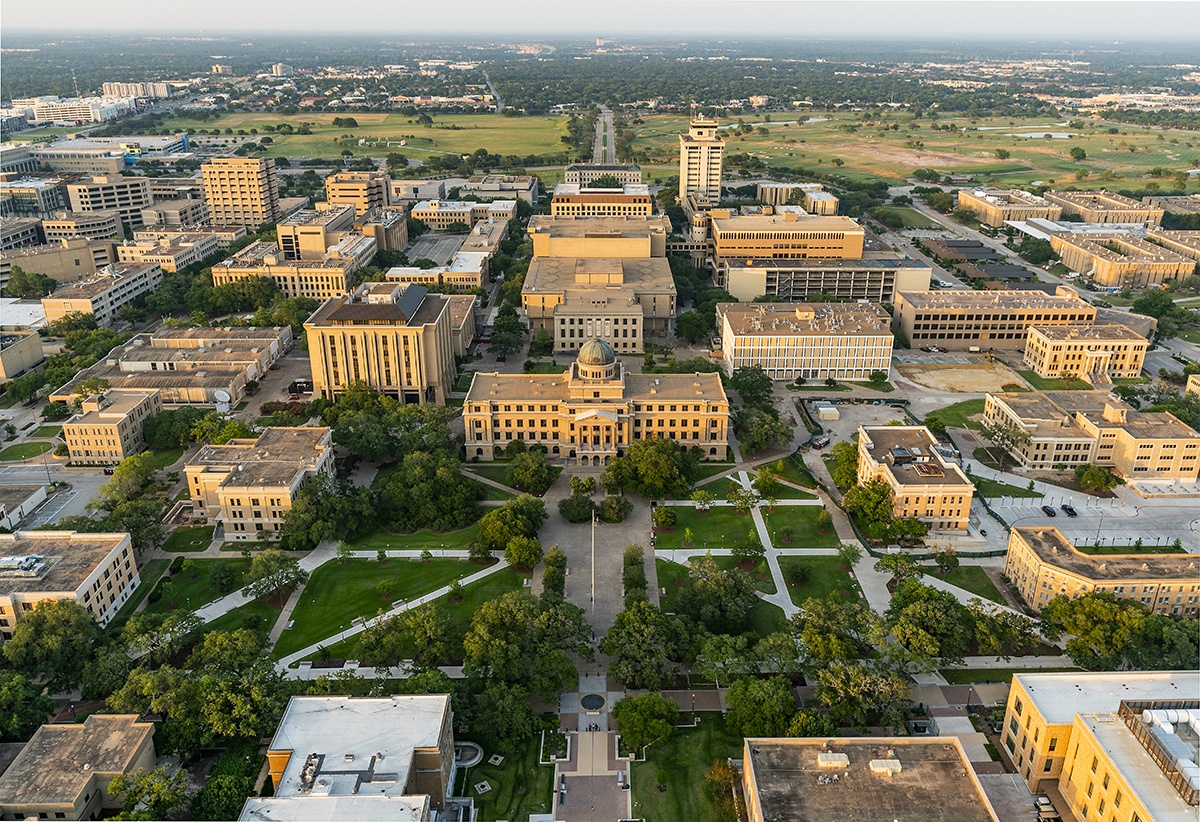 Trường Đại học Texas A&M, College Station, Texas - TEC
