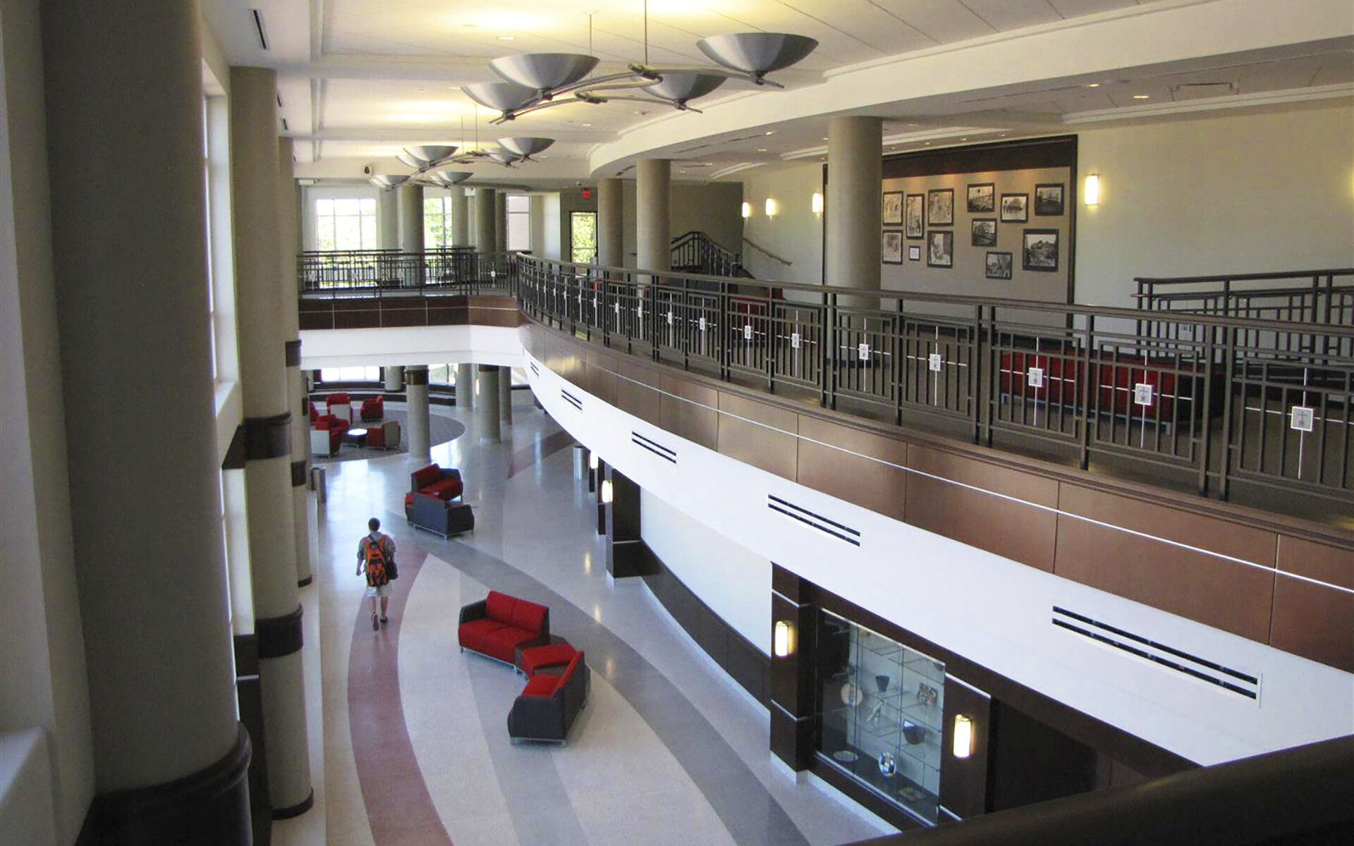 Trường Trung học Chaminade College Prep School, Missouri - TEC