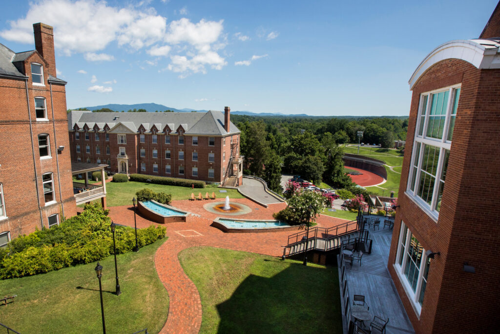 Trường Đại học Randolph College, Virginia - TEC