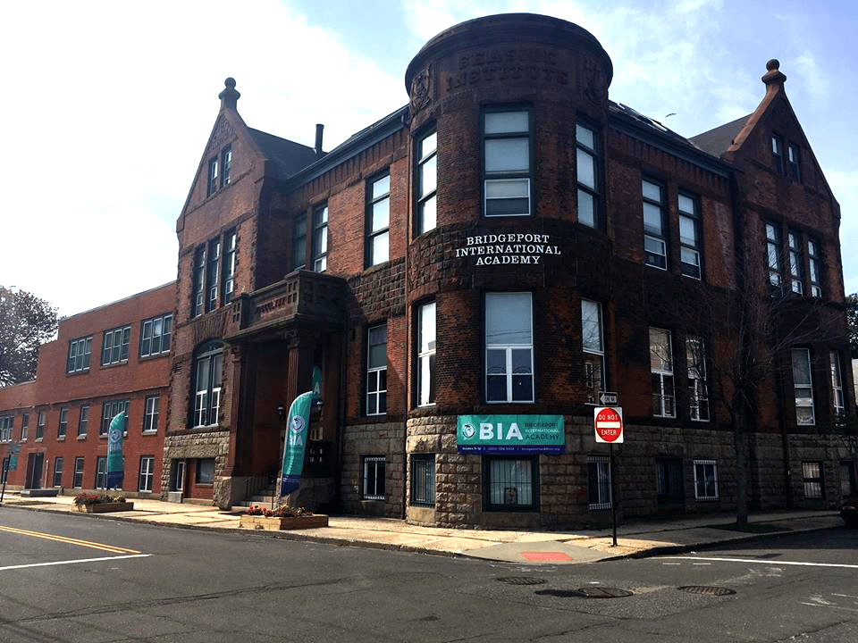 Trung học Bridgeport International Academy, Connecticut - TEC
