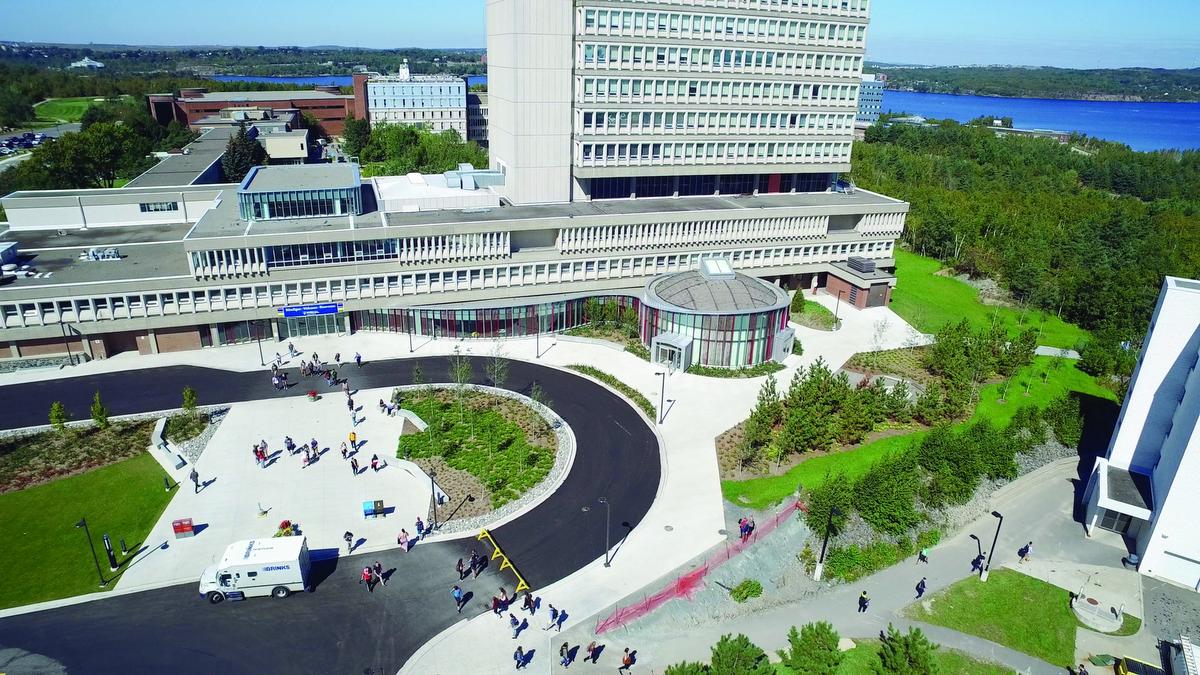 Trường Đại học Laurentian University, Ontario - TEC